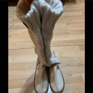 PINK Victoria's Secret | Shoes | Pink Victorias Secret Shoes Sweater ...